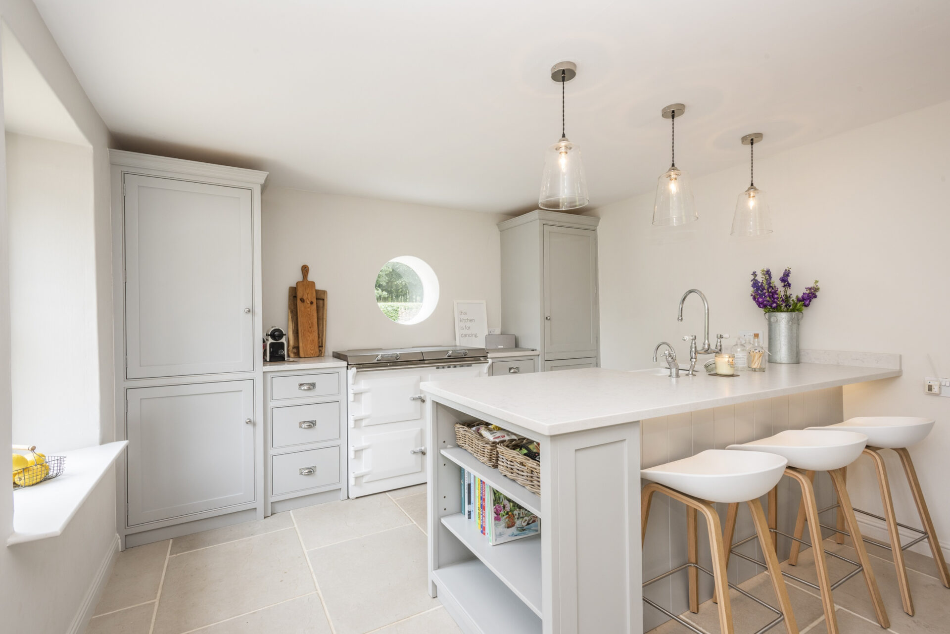 20. Scotch Mist - Fenwick & Tilbrook